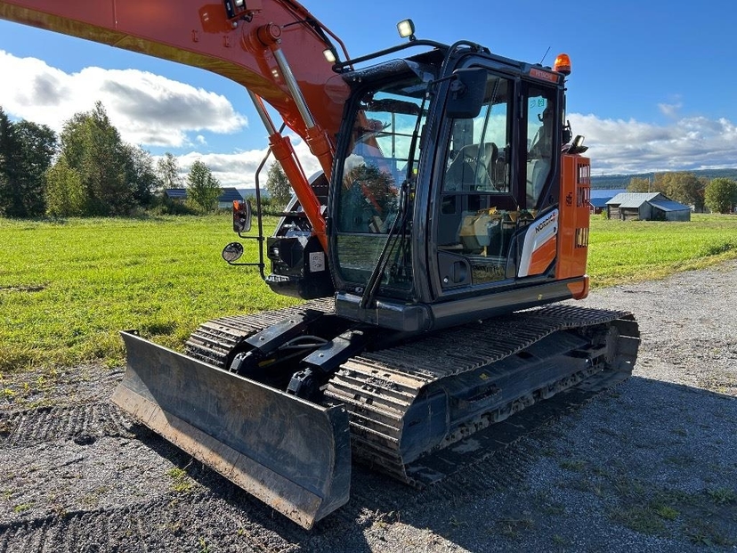 Hitachi ZX 135 US-7 | Polar Machine Trading