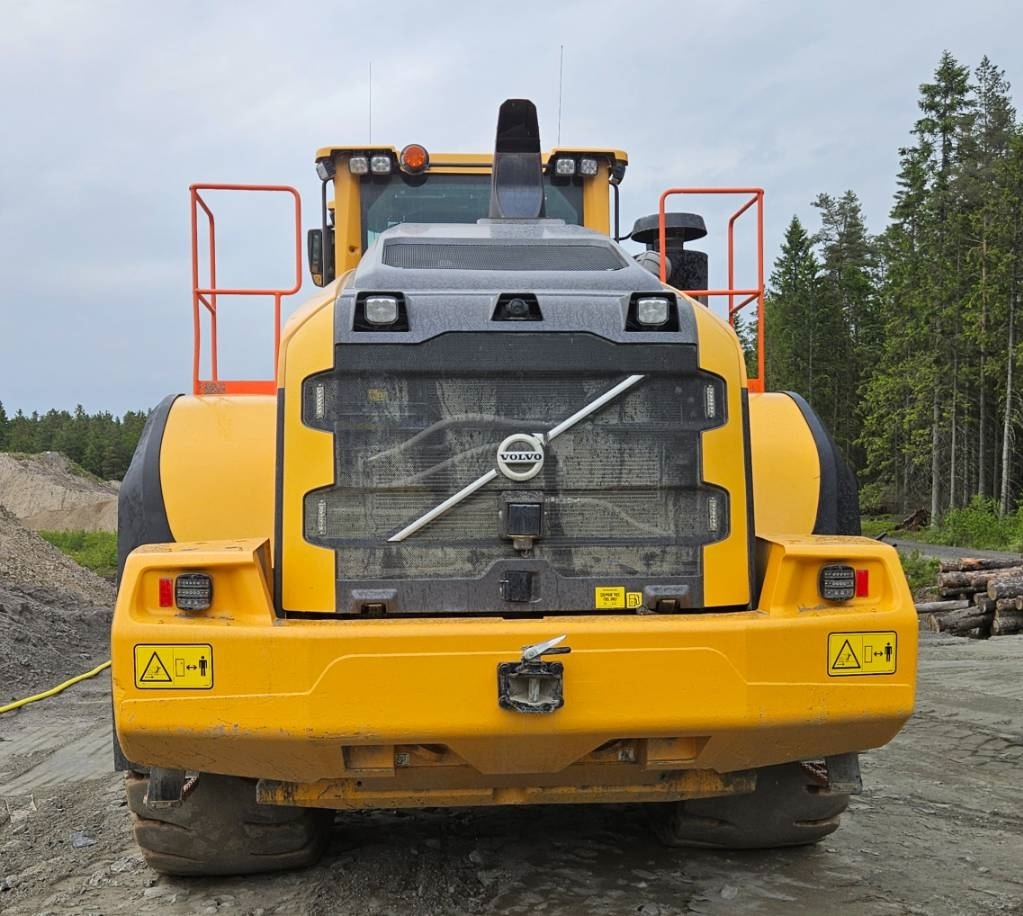 Volvo L 220 H | Polar Machine Trading