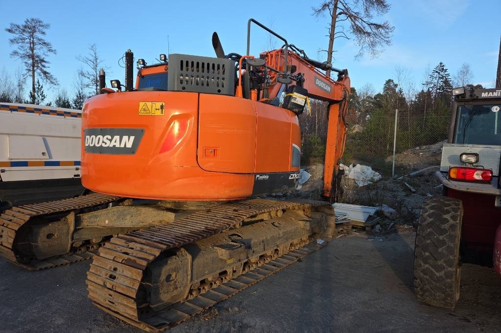 Doosan DX 235 LCR-5 Bandgrävare Short tail | Polar Machine Trading